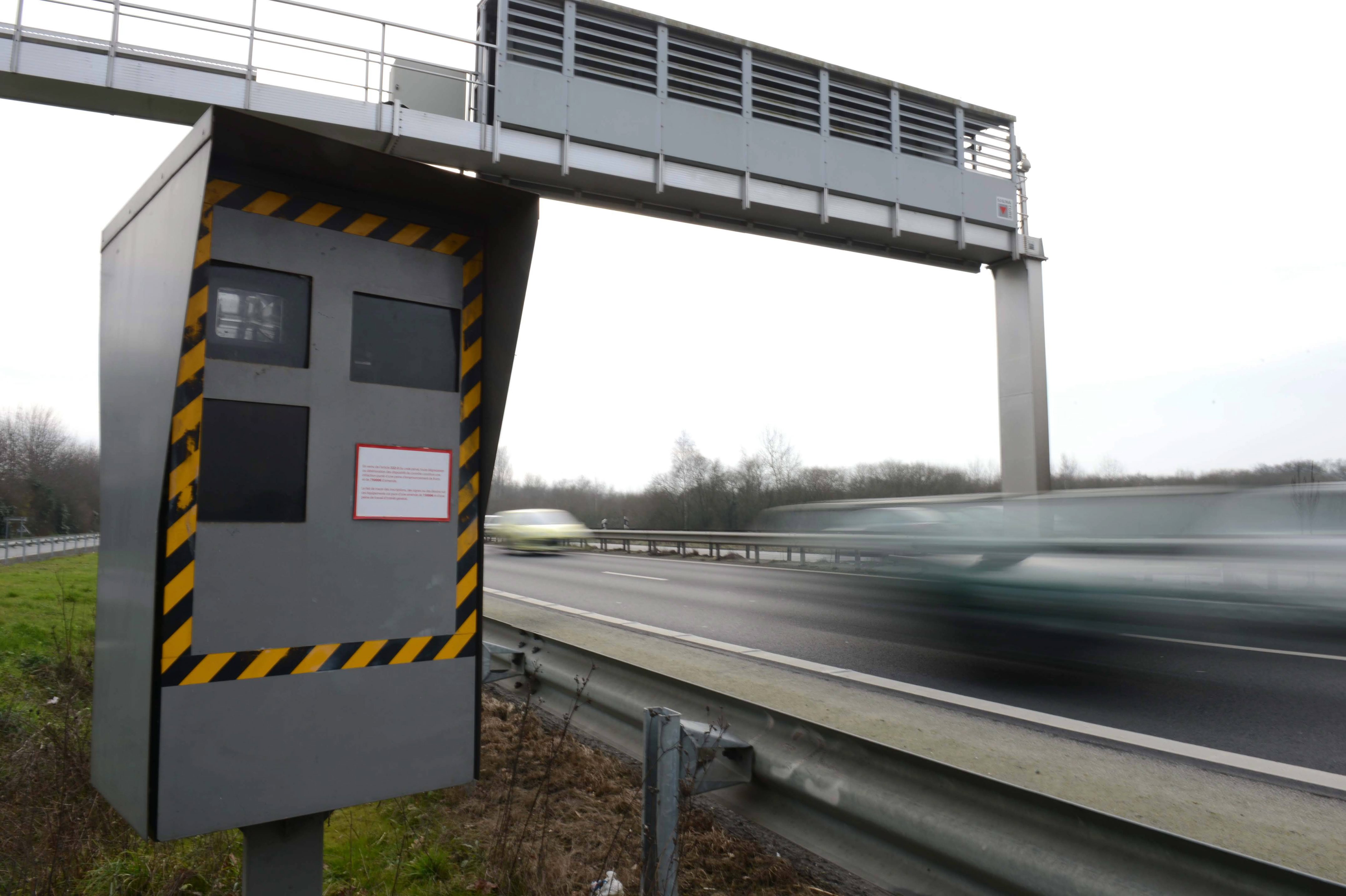Dîtes bonjour aux 111 nouveaux radars ;)En voiture Carine | En voiture ...